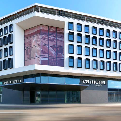 V8 Hotel | Themen- und Designhotel Motorworld Stuttgart